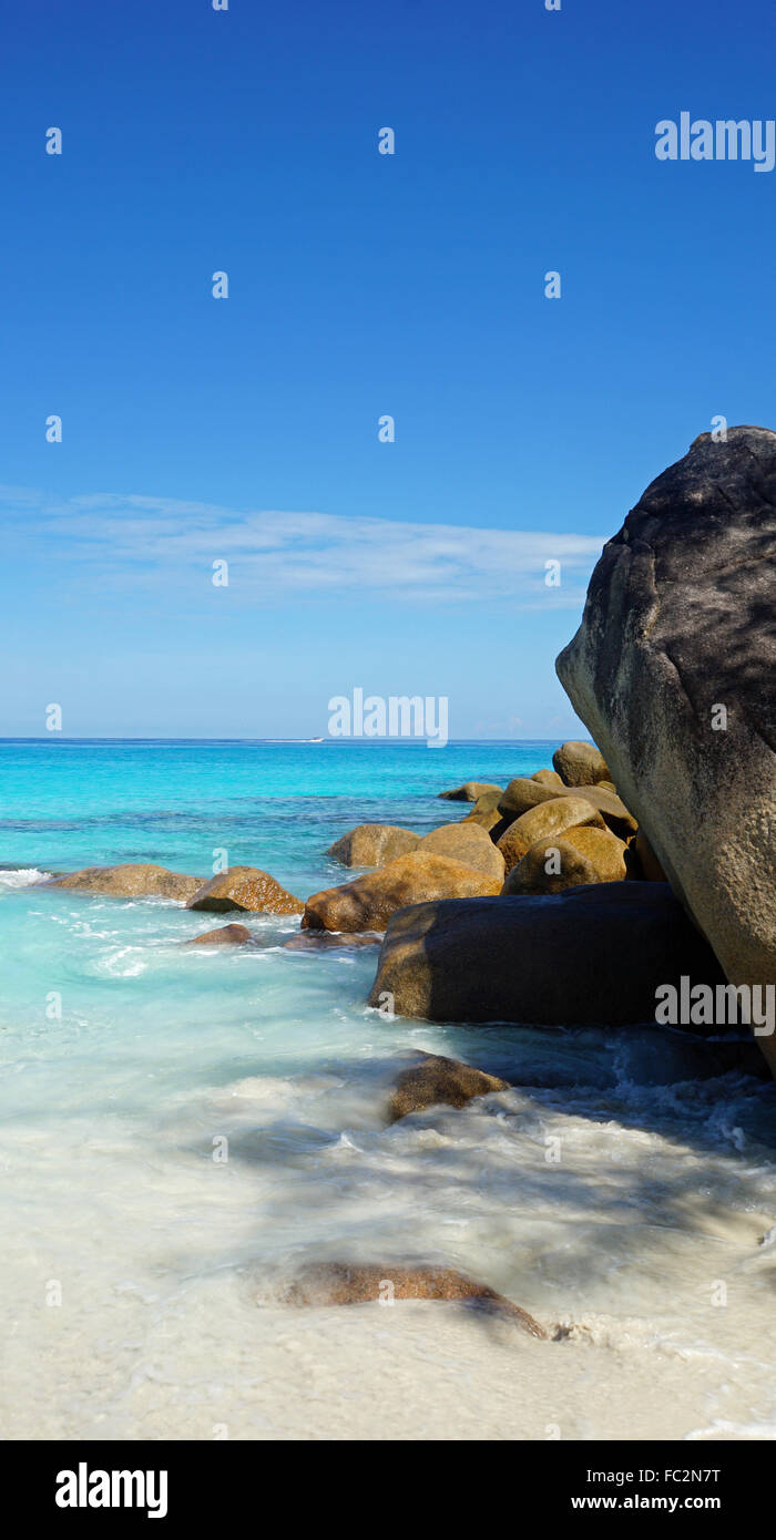 granite rocks at natural bay Stock Photo - Alamy
