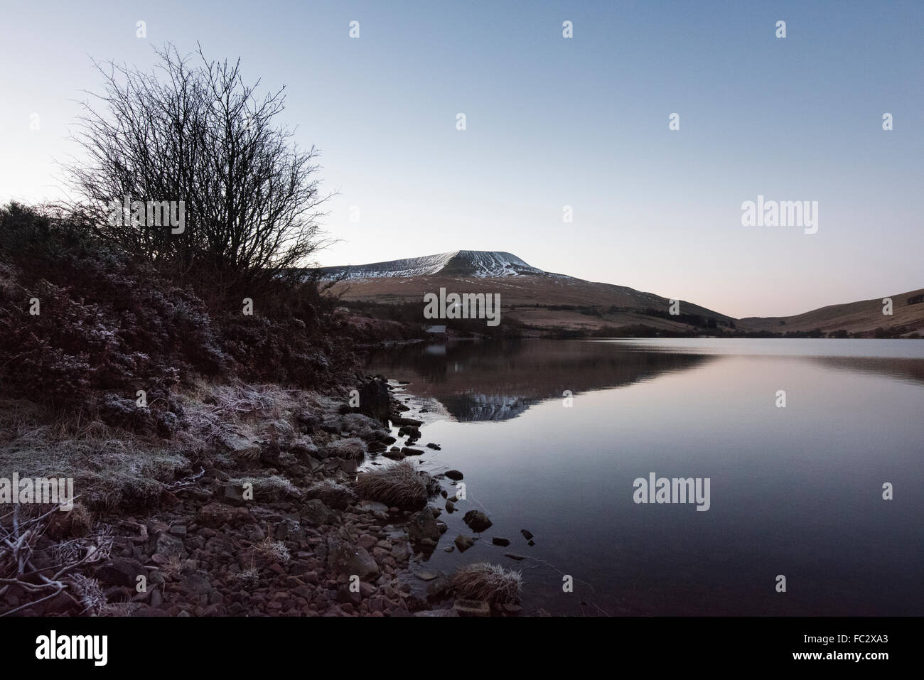 Brecon beacons winter sun hi-res stock photography and images - Alamy