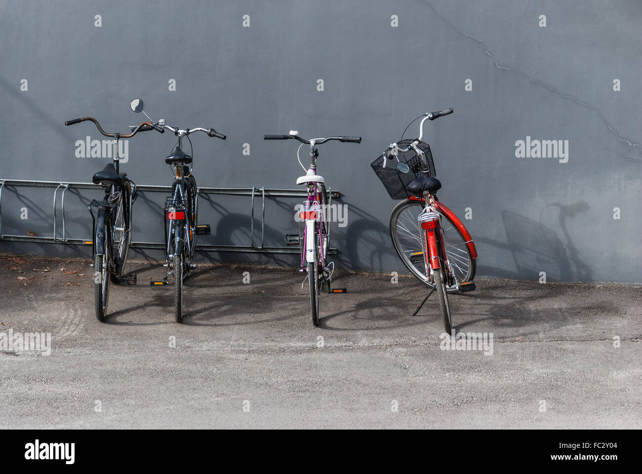 Grey bicycles hi-res stock photography and images - Alamy