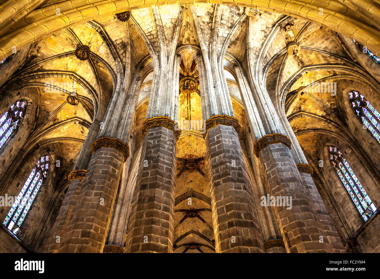 Gothic church interior hi-res stock photography and images - Alamy