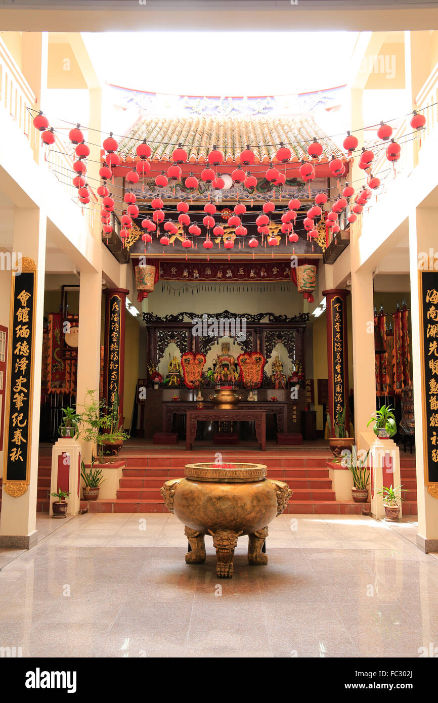 Interior of Chinese Temple in Malacca Stock Photo - Alamy