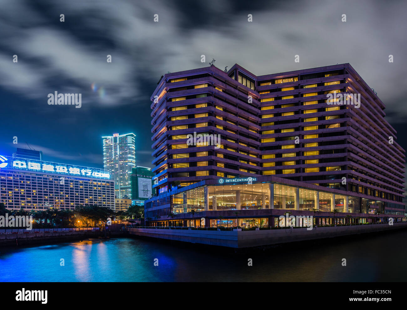 Intercontinental hong kong hotel hi-res stock photography and images ...