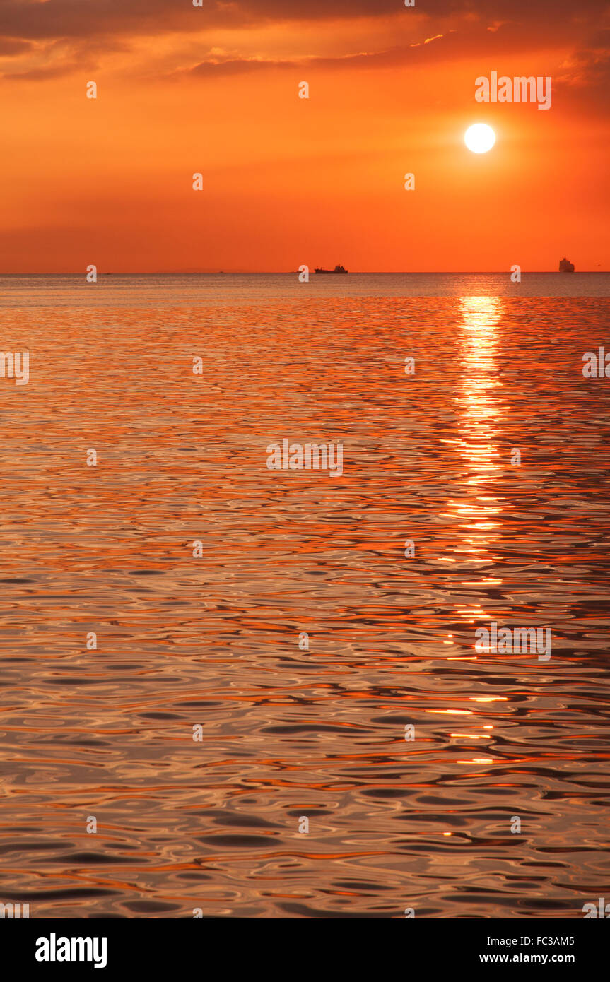 Beautiful sunset at Manila Bay Stock Photo - Alamy