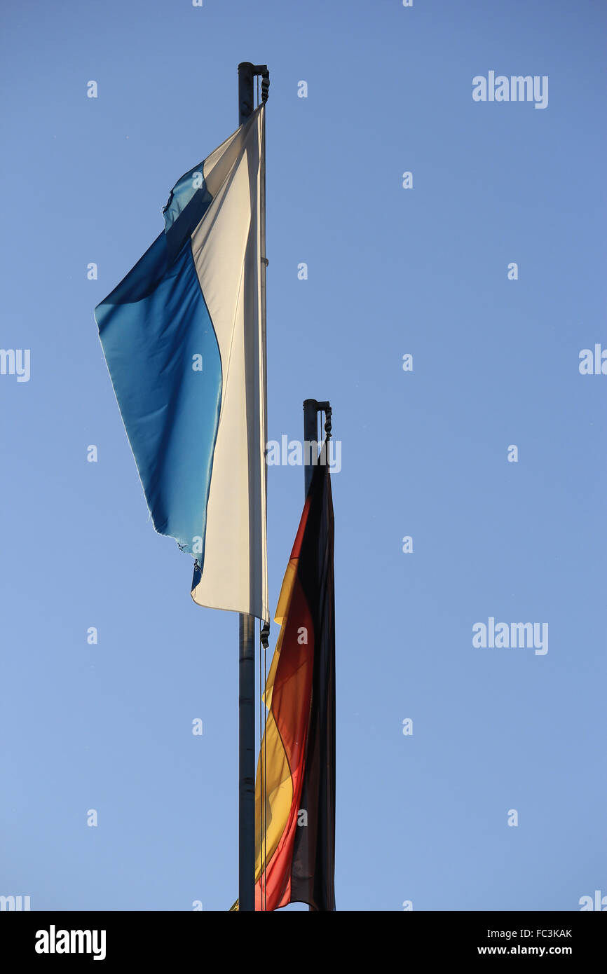 Masten flagge hi-res stock photography and images - Alamy