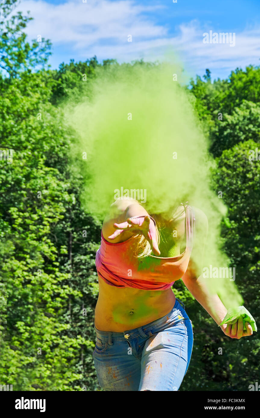 Exploding powder hi-res stock photography and images - Alamy