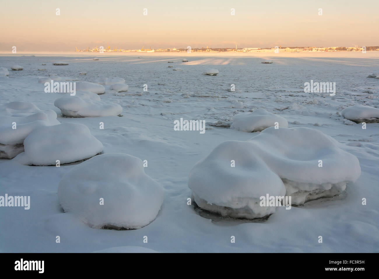 Winter Tallinn Bay Stock Photo - Alamy