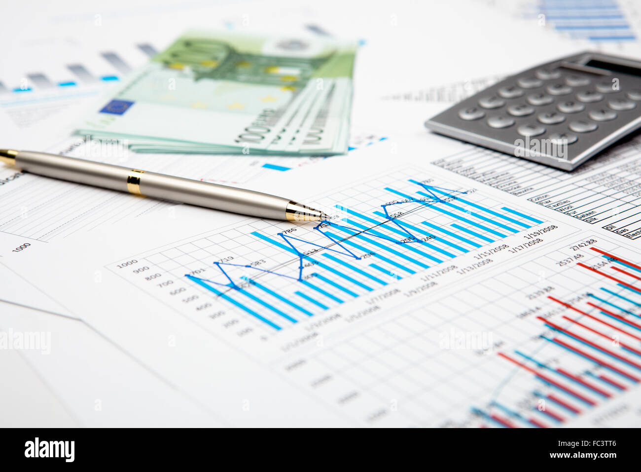 financial charts and graphs Stock Photo - Alamy