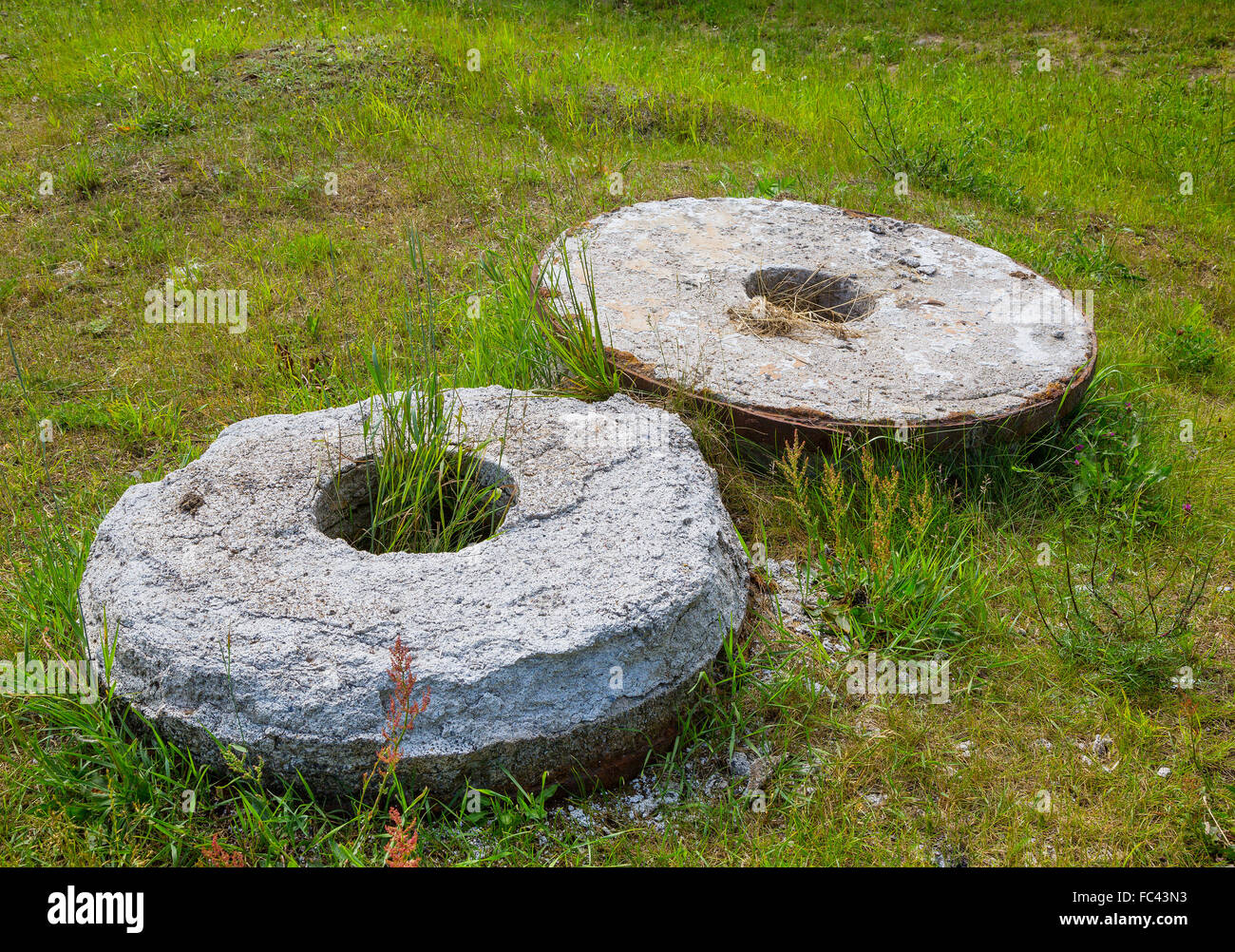 Huge mill stone hi-res stock photography and images - Alamy