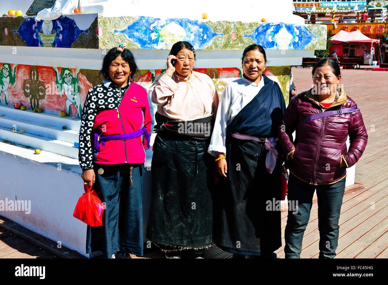 Feilal Temple Mingyong Glacier,Meili Snow Mountain Range,Holy Kawagebo ...