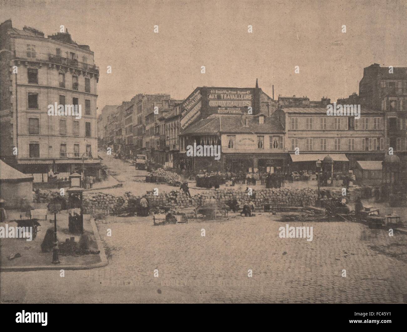 Paris commune 1871 barricade hi-res stock photography and images - Alamy