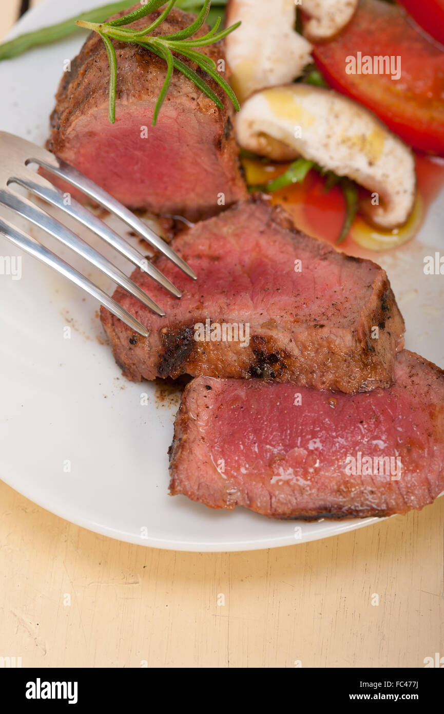 Beef fille hi-res stock photography and images - Alamy