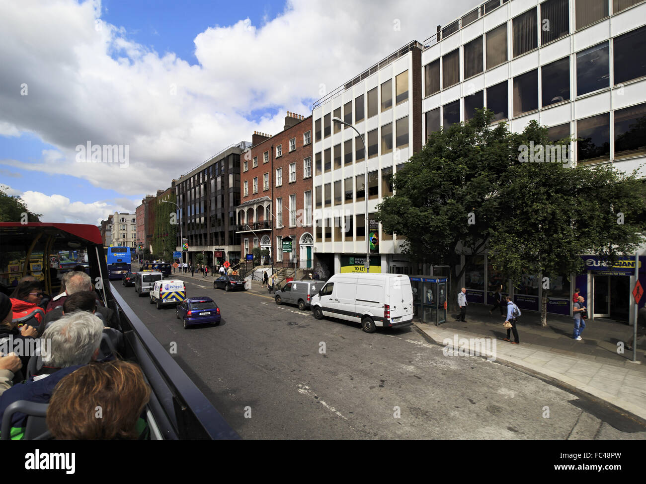 Streets of dublin hi-res stock photography and images - Alamy