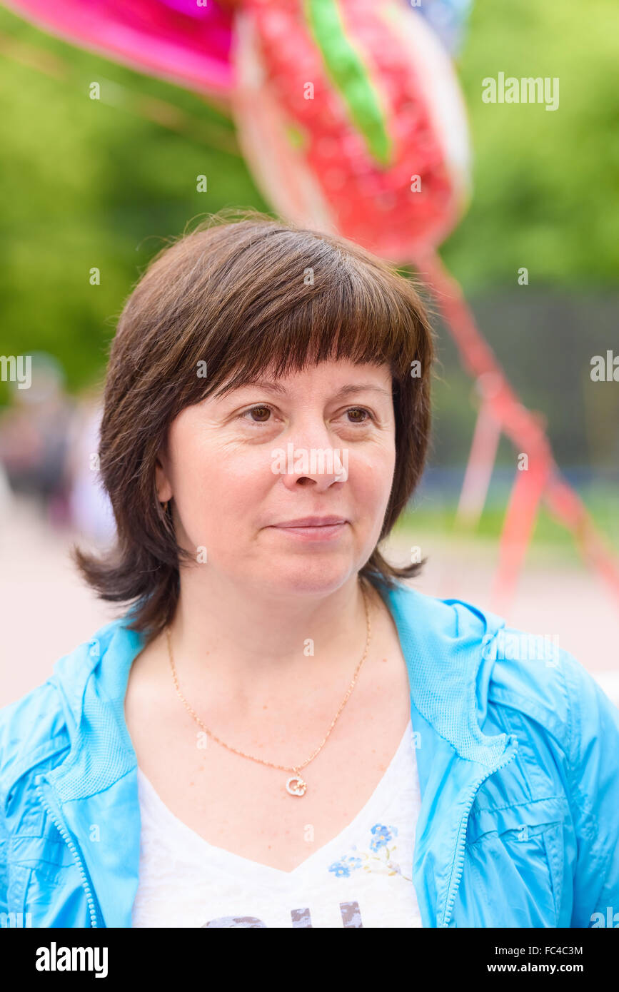Middle aged woman brown hair hi-res stock photography and images - Alamy