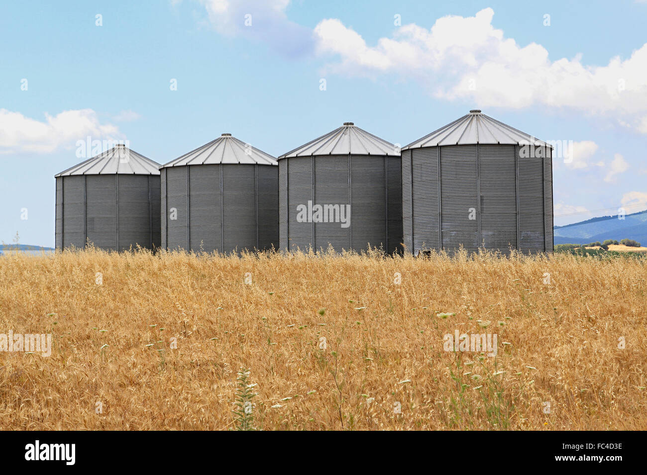 Four silos hi-res stock photography and images - Alamy