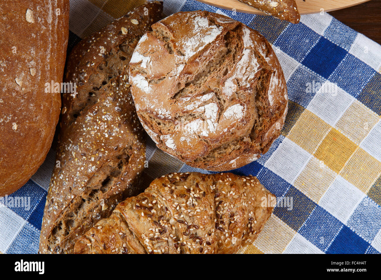 Different types of bread hi-res stock photography and images - Alamy
