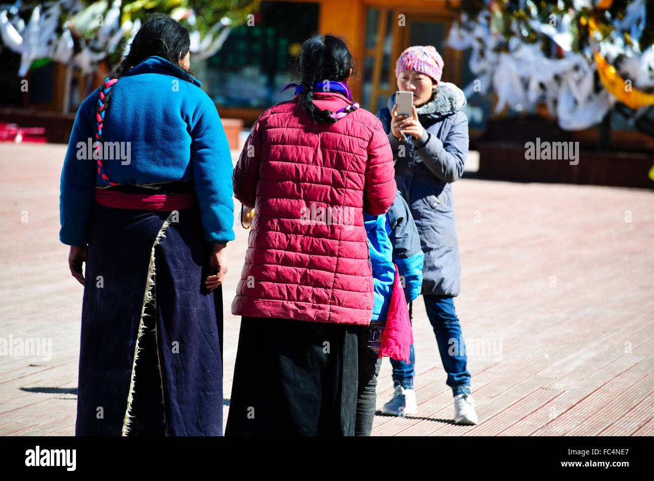 Feilal Temple Mingyong Glacier,Meili Snow Mountain Range,Holy Kawagebo ...