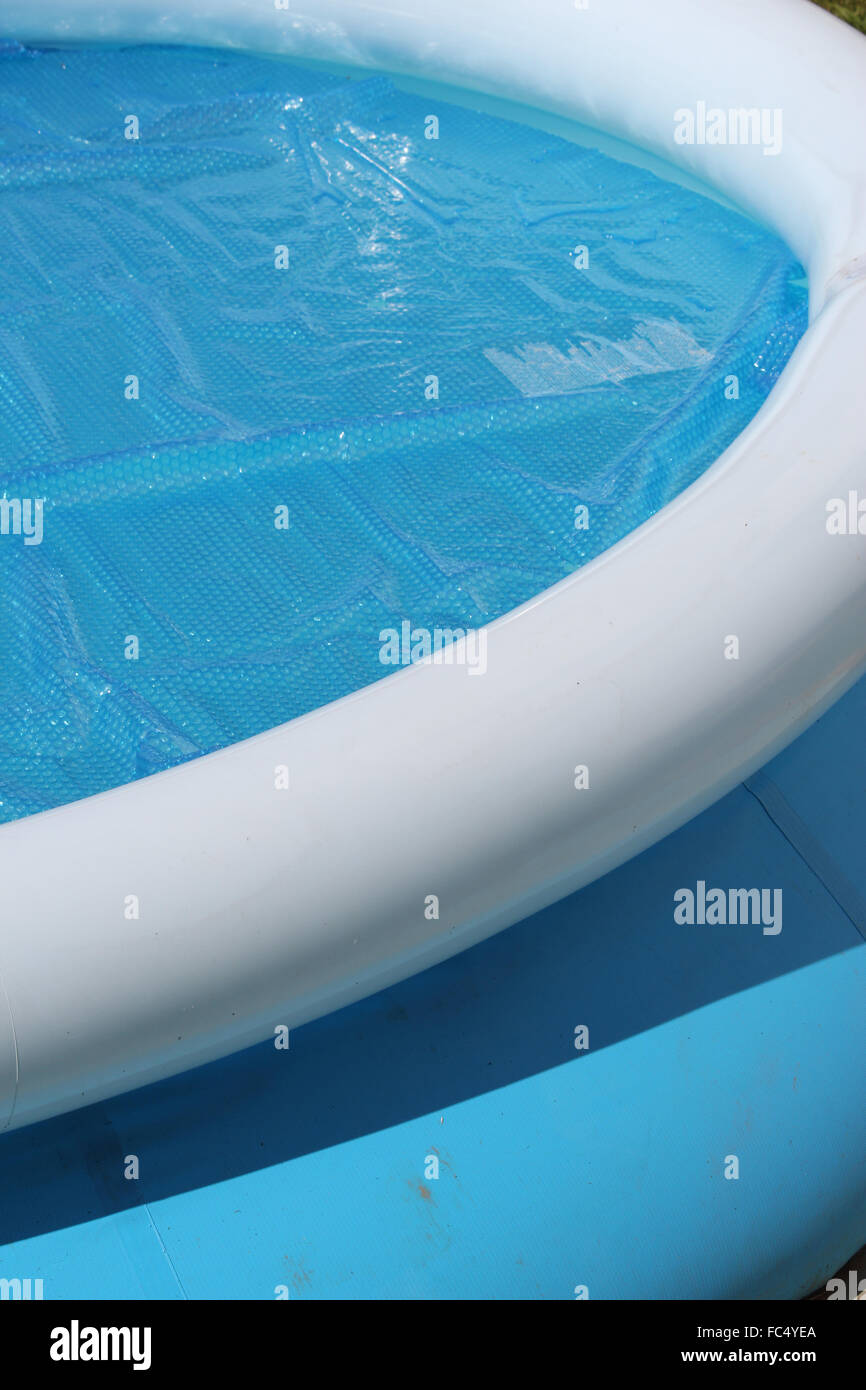 Paddle pool hi-res stock photography and images - Alamy