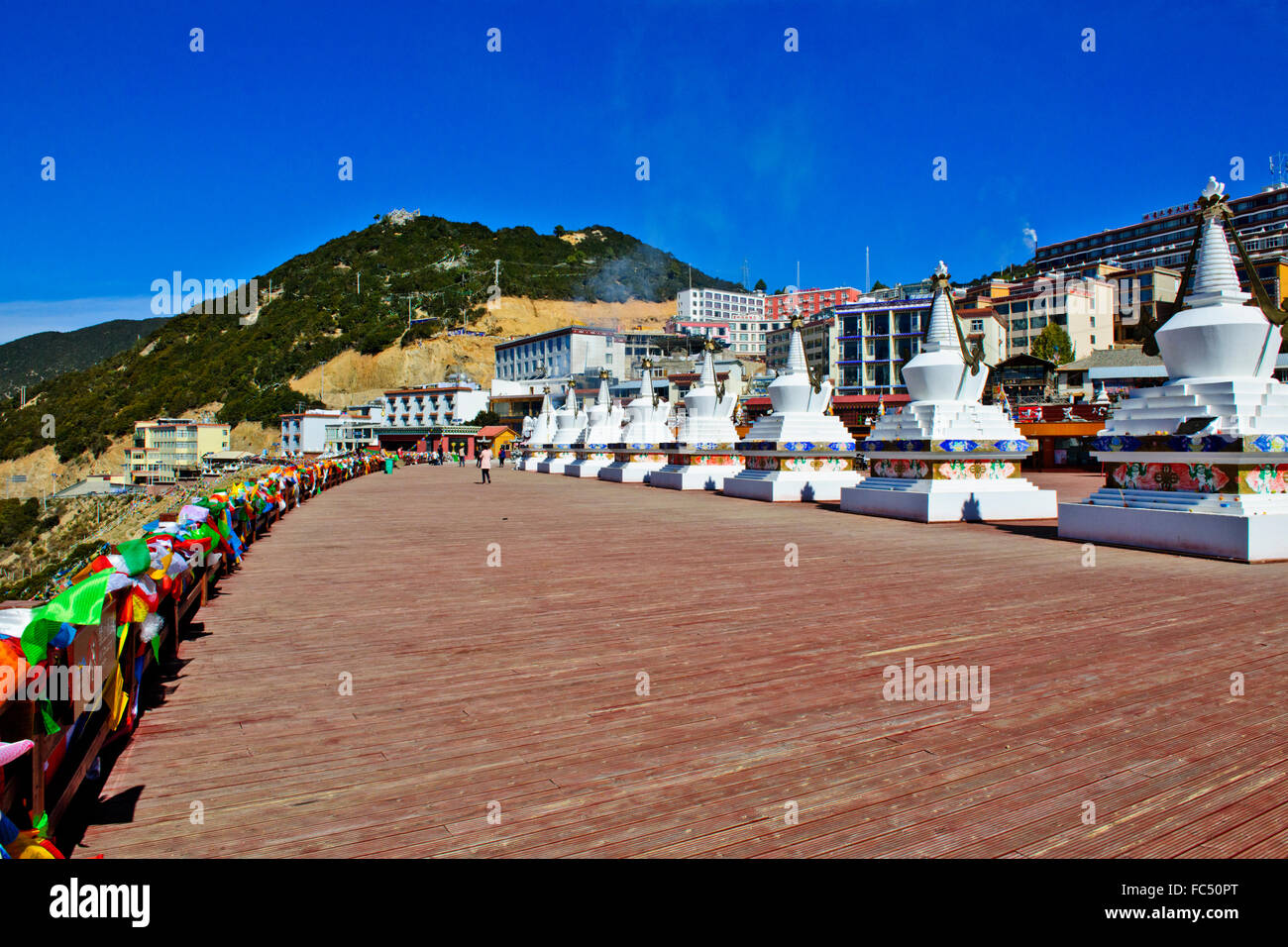 Feilal Temple Mingyong Glacier,Meili Snow Mountain Range,Holy Kawagebo ...