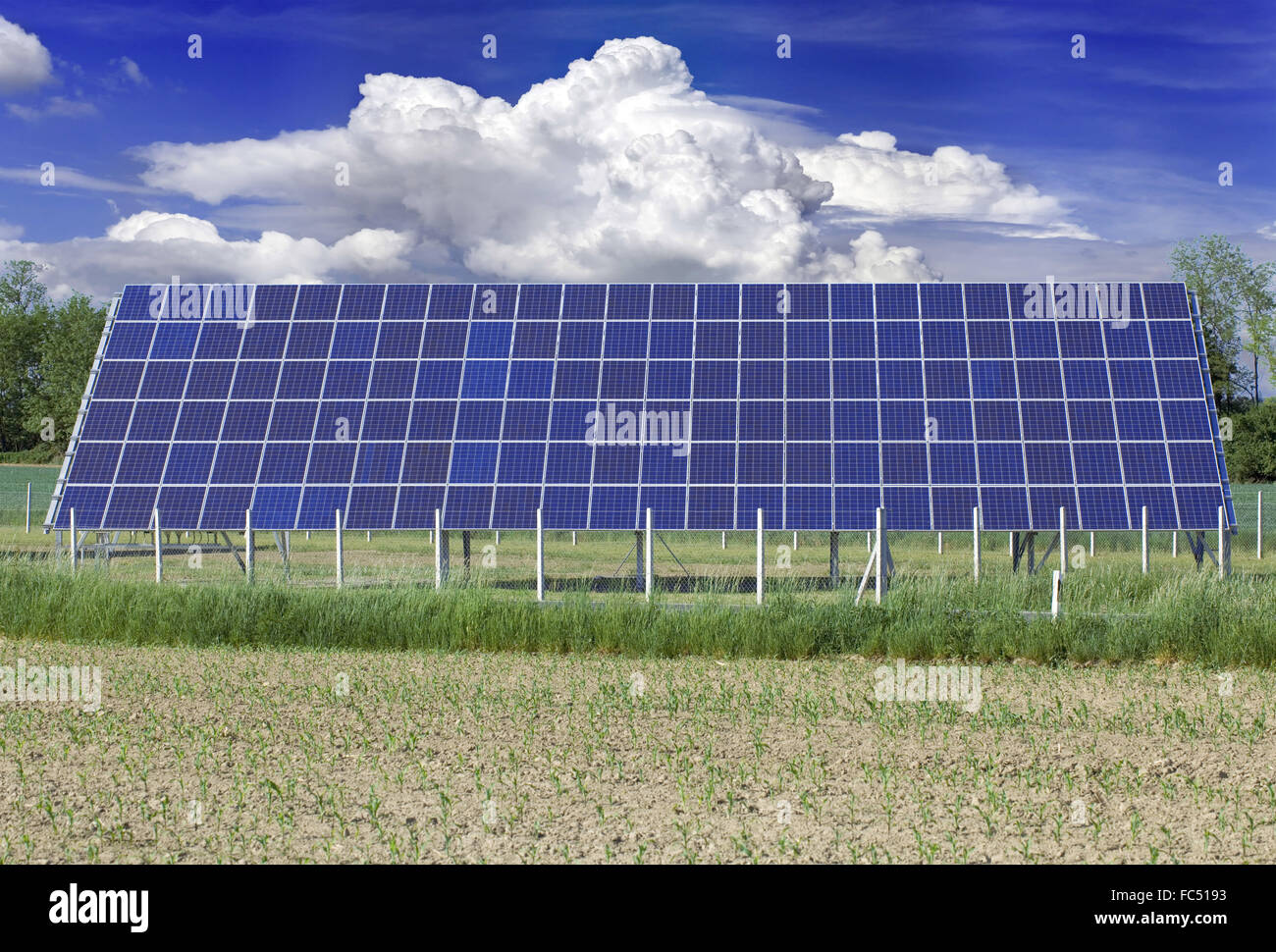 Collector solar hi-res stock photography and images - Alamy