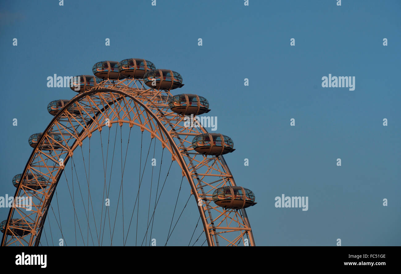 A general view of the London Eye at sunset Stock Photo - Alamy