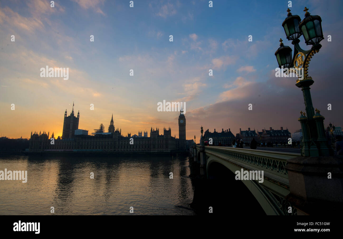 Sunset houses of parliament hi-res stock photography and images - Alamy