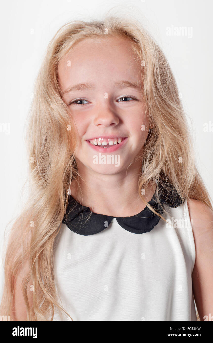 Portrait of happy little girl Stock Photo - Alamy