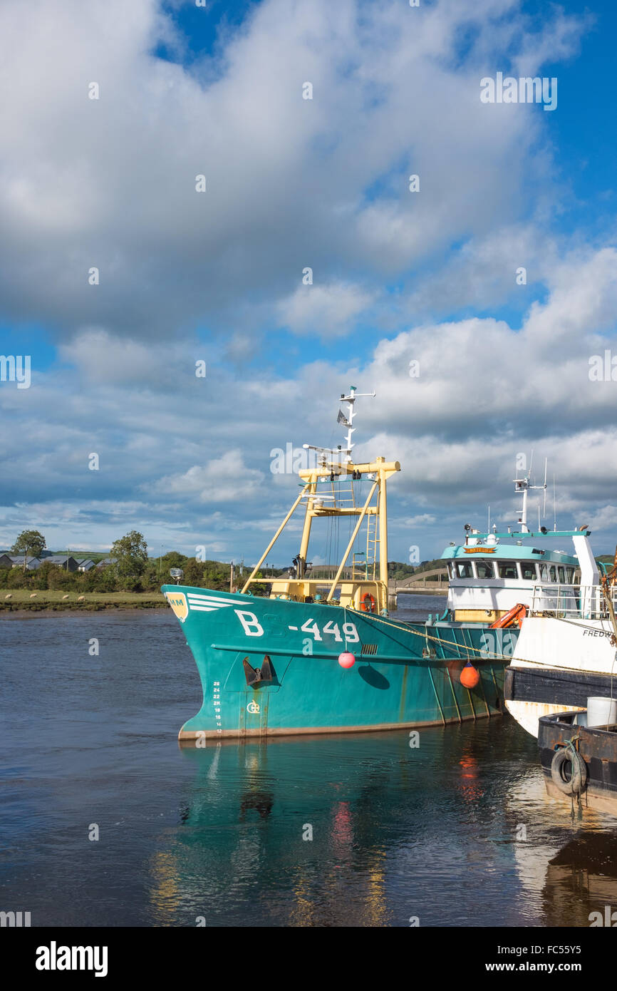 Fishing boats moored at Kirkcudbright harbour, Dumfries & Galloway ...