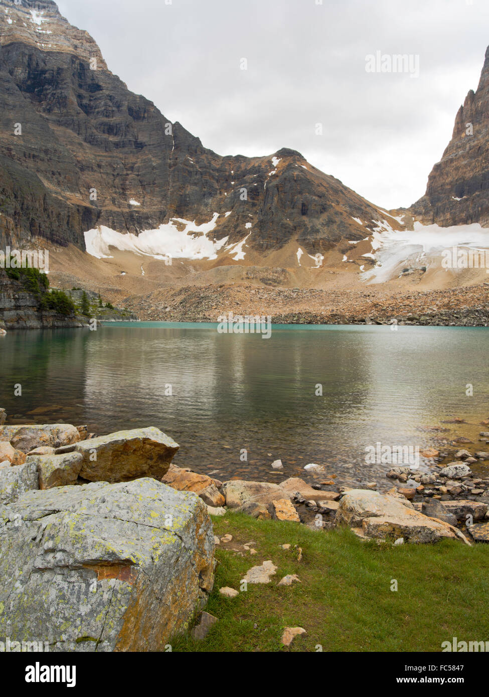 Yoho pass hi-res stock photography and images - Alamy