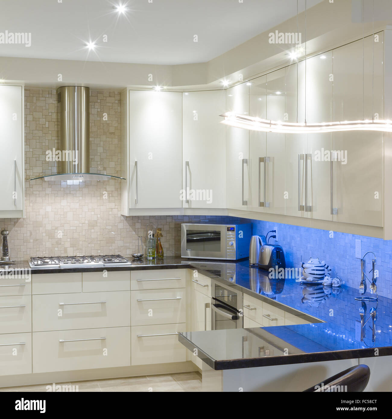 Kitchen interior wall hi-res stock photography and images - Alamy