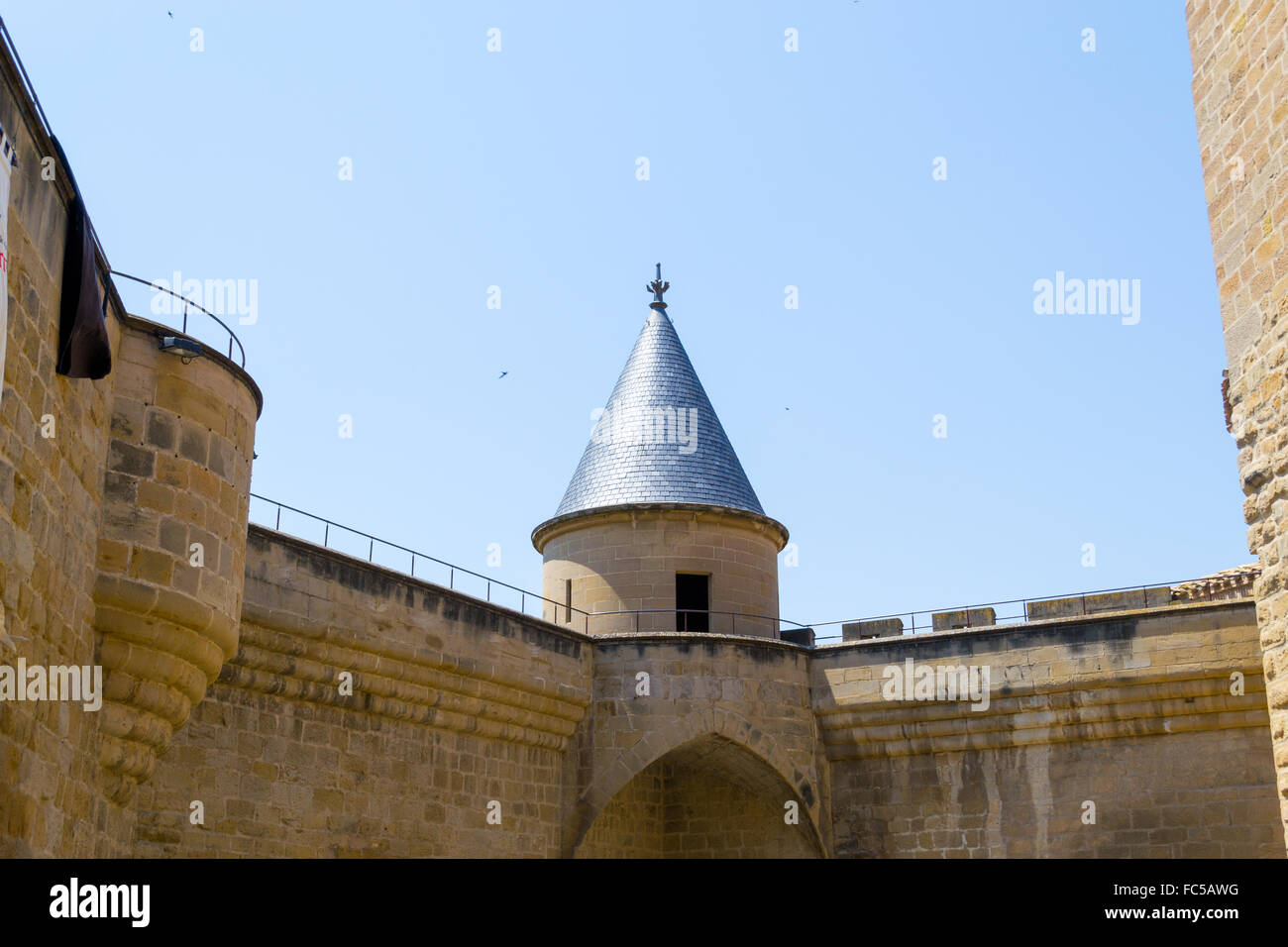Flanking tower hi-res stock photography and images - Alamy