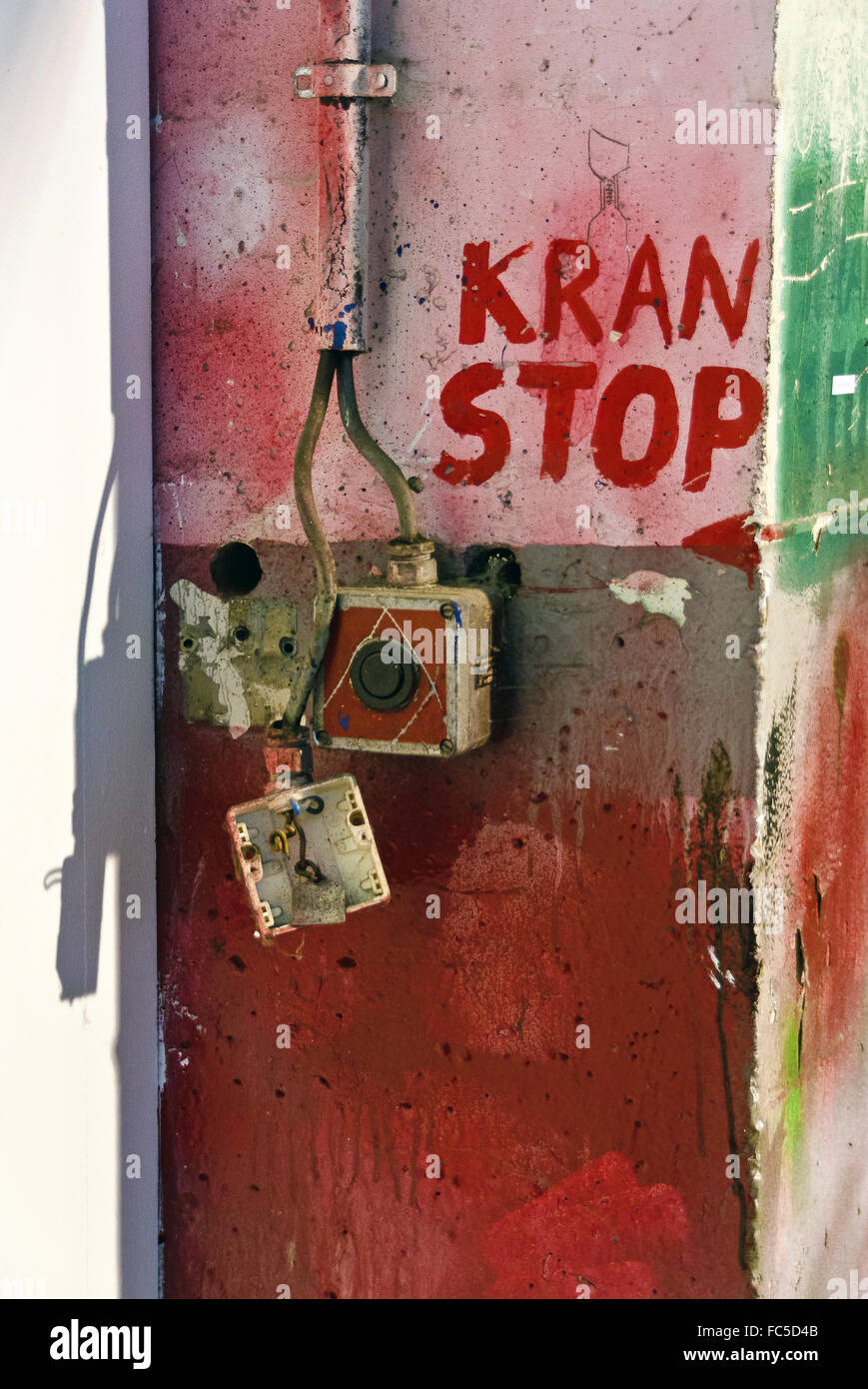 Old emergency stop button hi-res stock photography and images - Alamy