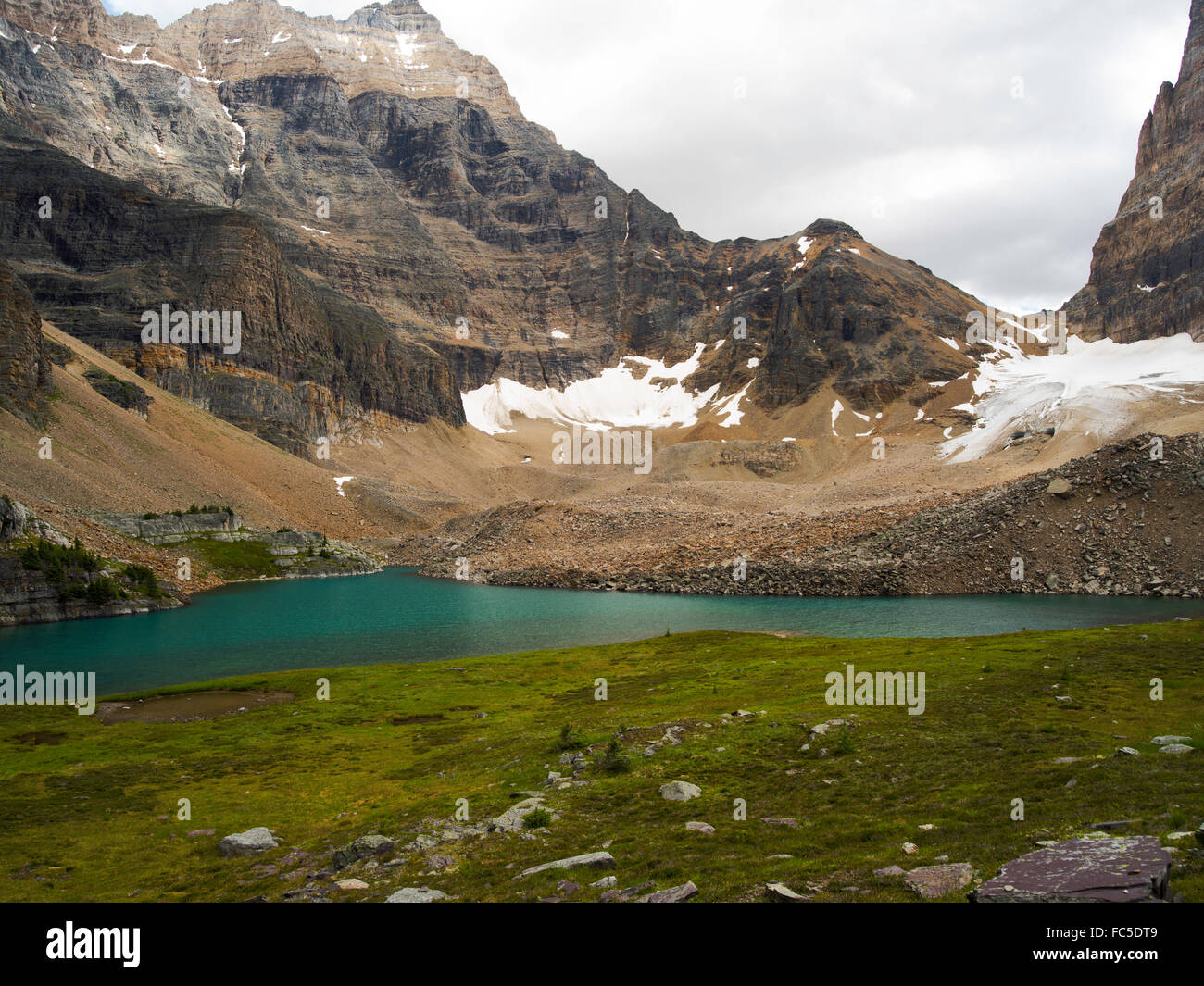 Opabin lake hi-res stock photography and images - Alamy