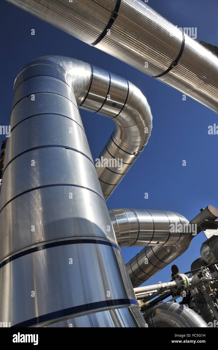 Pipes in Petrol-Chemical refinery Stock Photo - Alamy