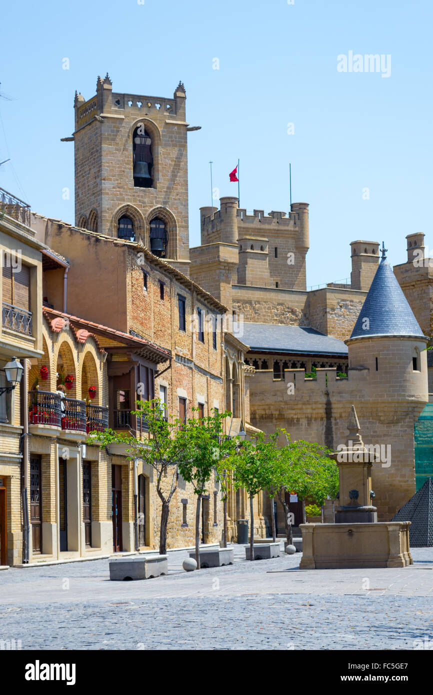 Olite town square hi-res stock photography and images - Alamy