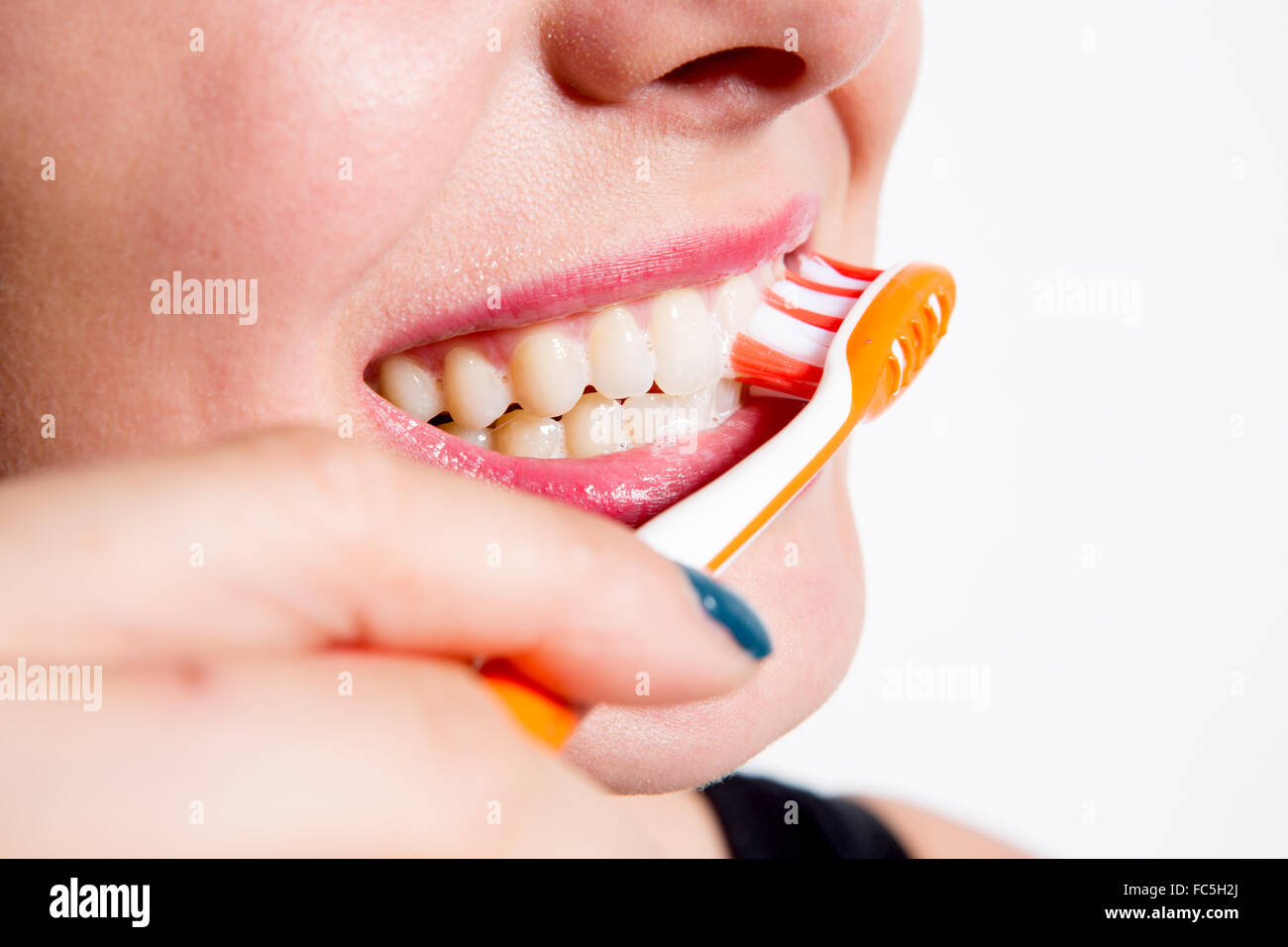 Brush teeth hi-res stock photography and images - Alamy