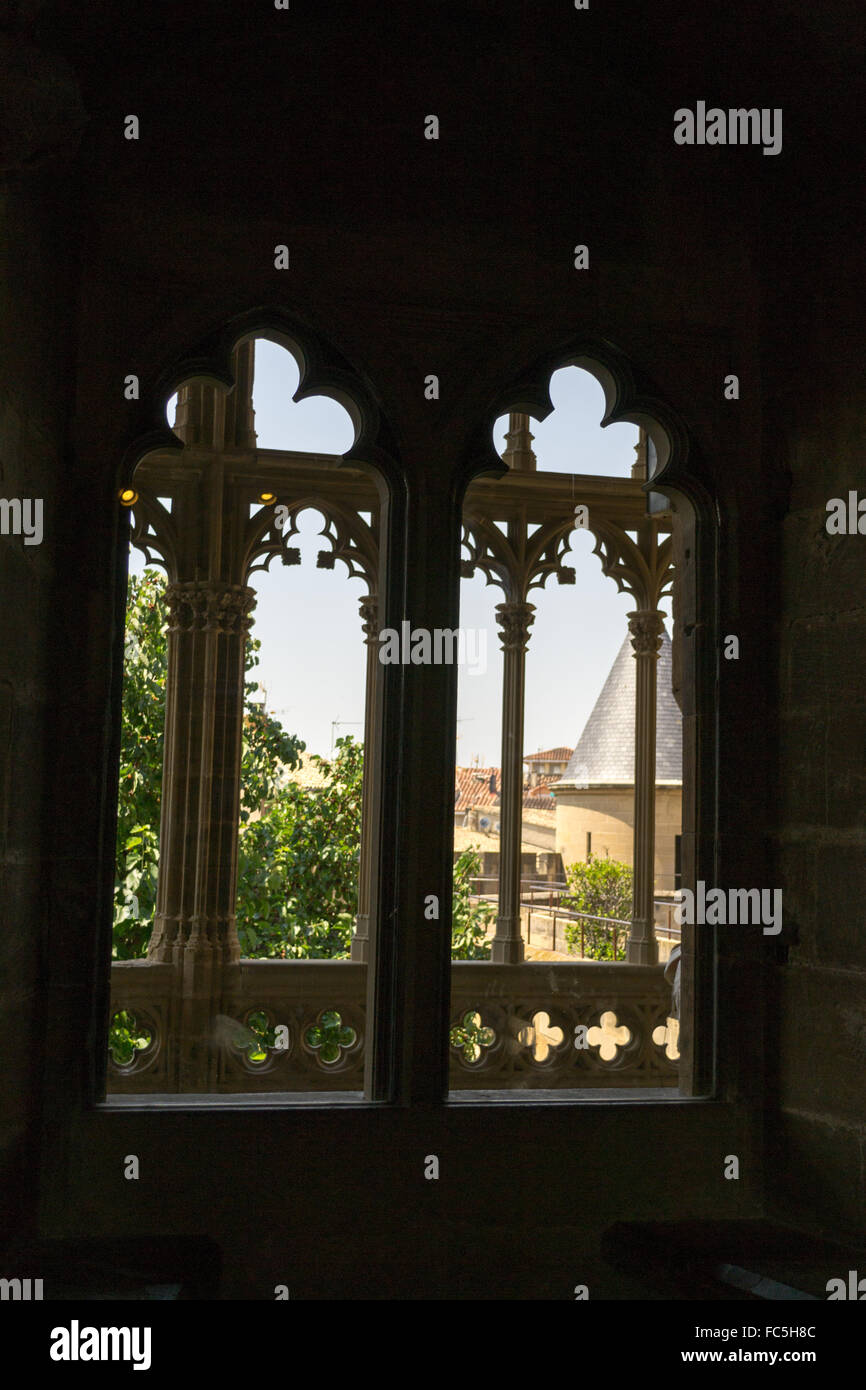 Slit windows hi-res stock photography and images - Alamy
