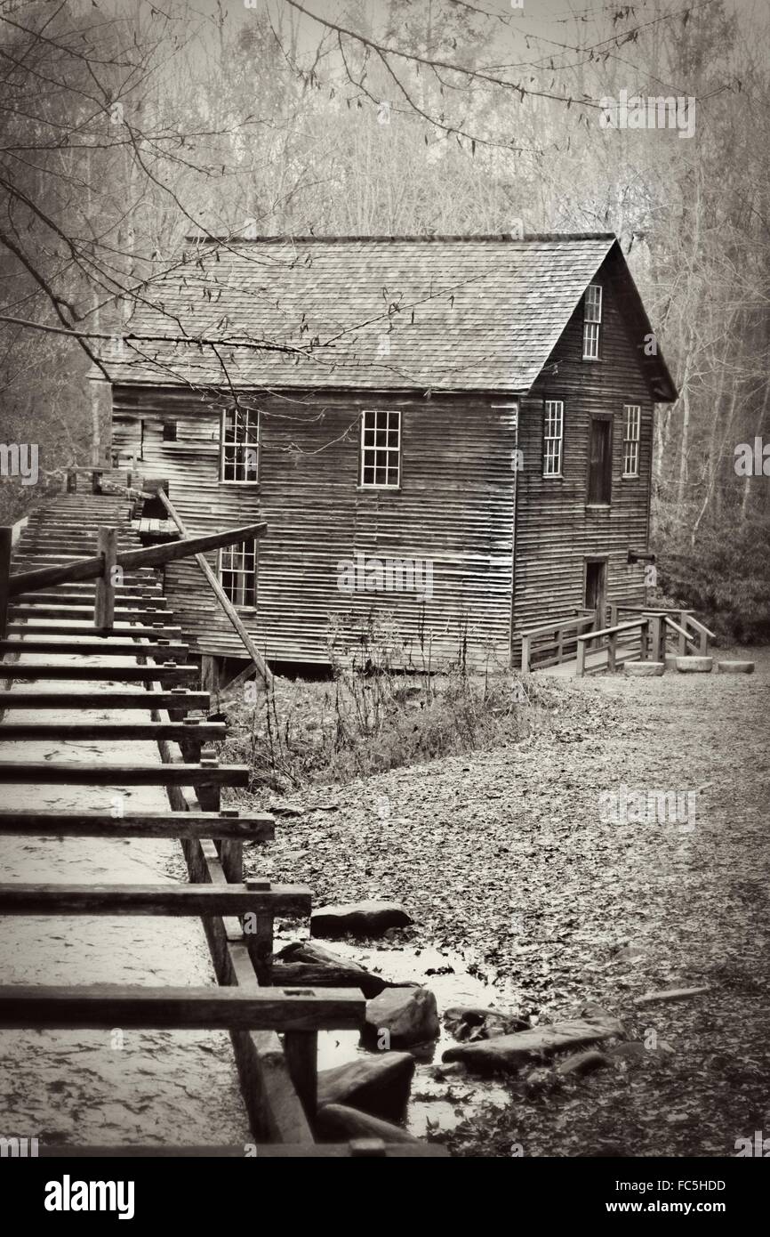 Mingus Mill in TN/NC Smoky Mountains Stock Photo - Alamy