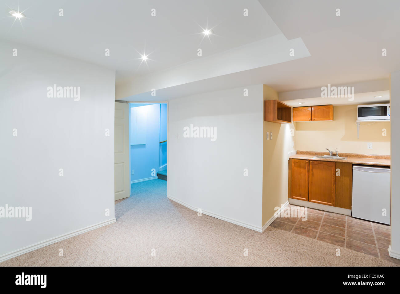 Renovated basement hi-res stock photography and images - Alamy