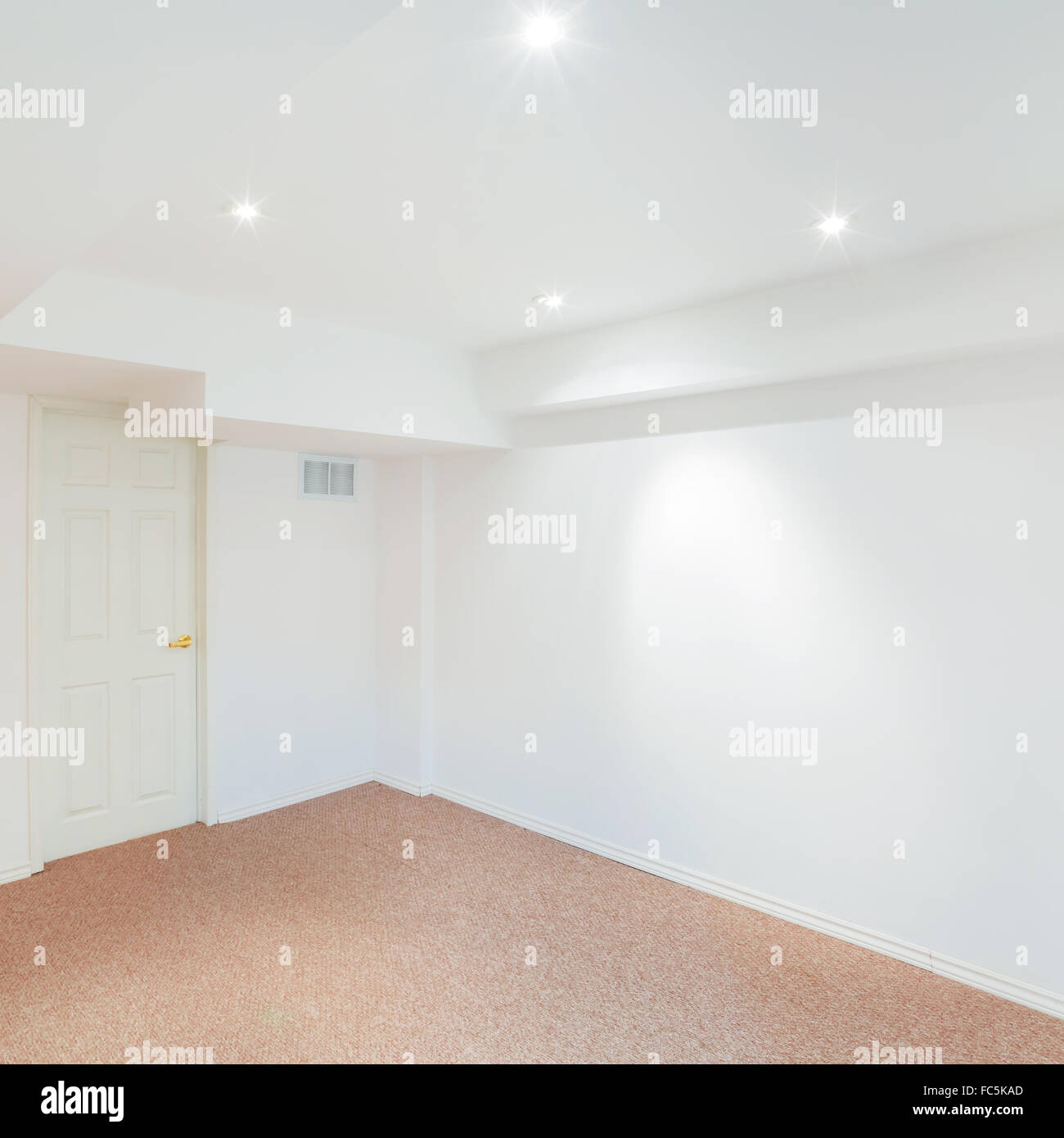 Renovated basement hi-res stock photography and images - Alamy