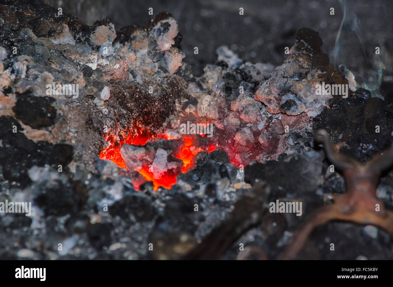 Forge welding hi-res stock photography and images - Alamy