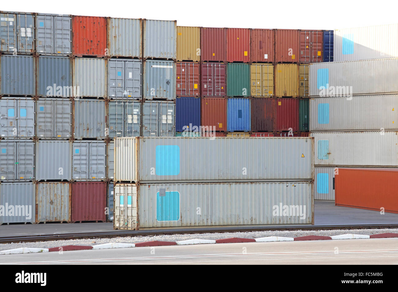 Iso shipping containers hi-res stock photography and images - Alamy