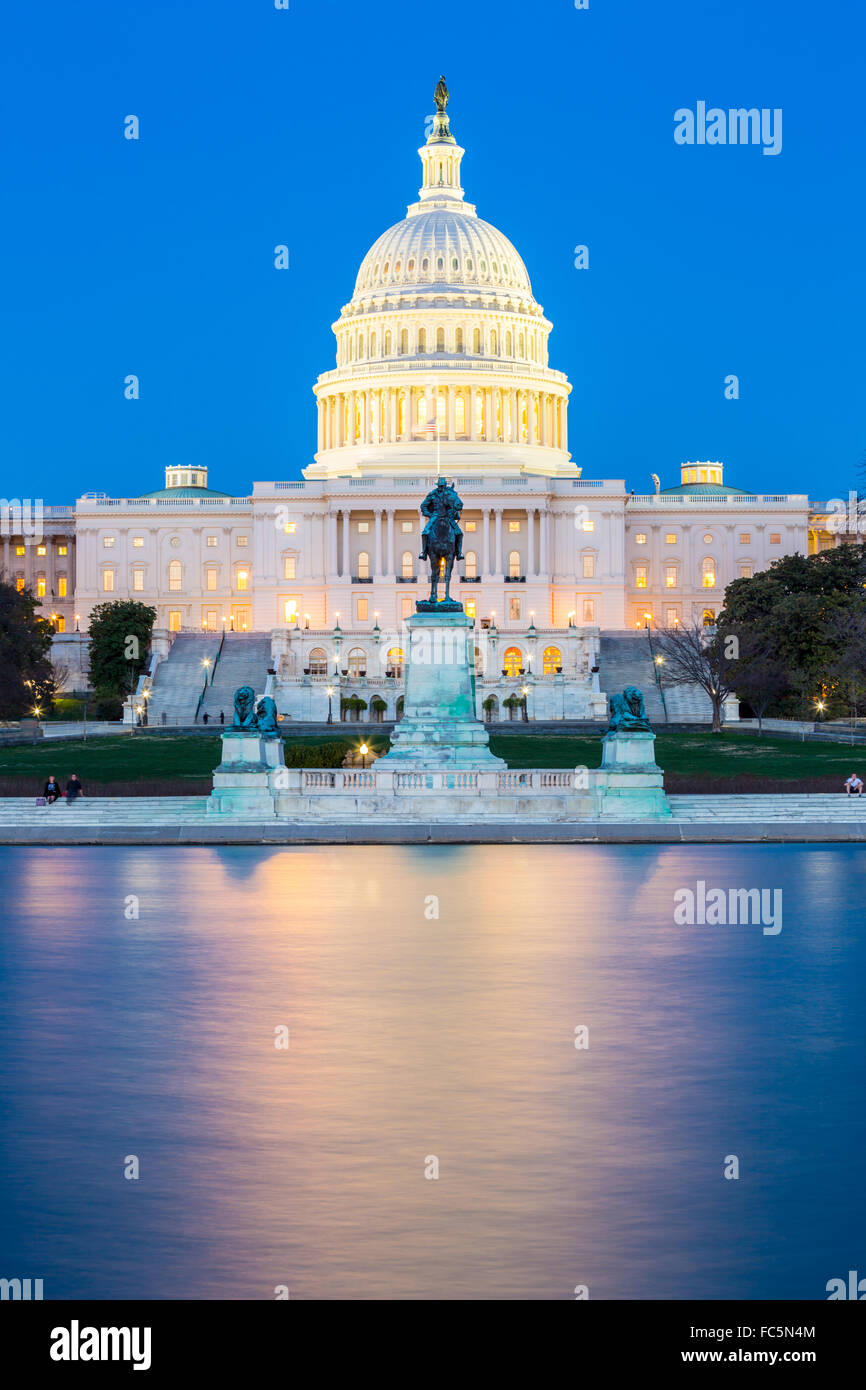 US Capitol Building dusk Stock Photo - Alamy