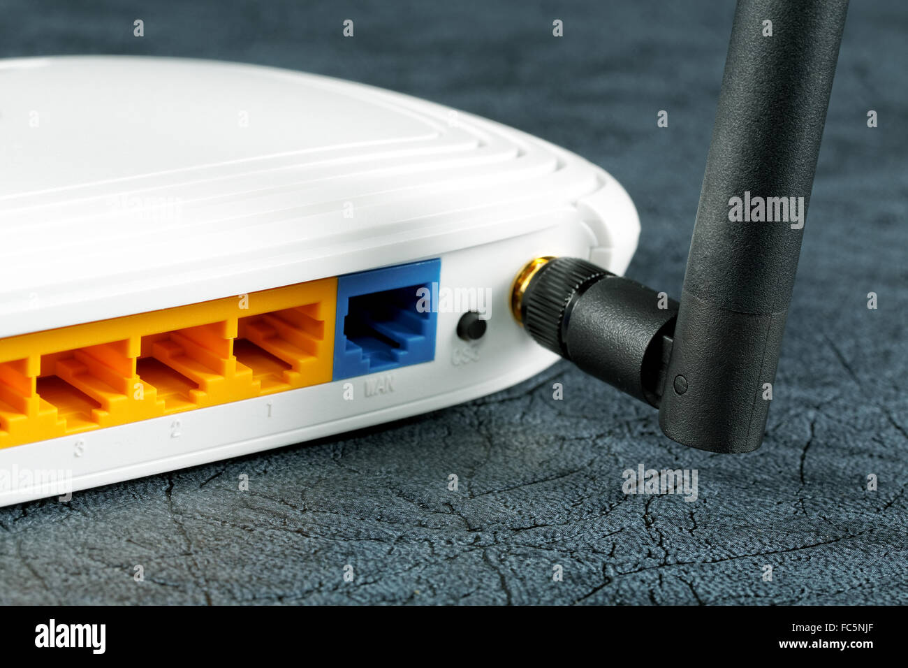 Wireless router with antenna Stock Photo - Alamy