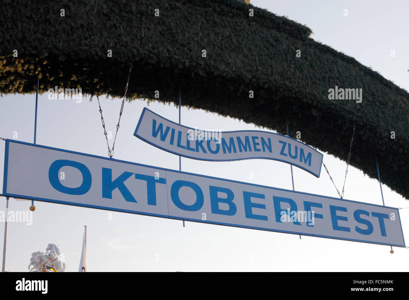 welcome sign at Oktoberfest in Munich, Germany Stock Photo - Alamy