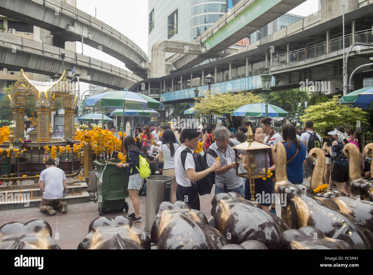 Erewan shrine hi-res stock photography and images - Alamy