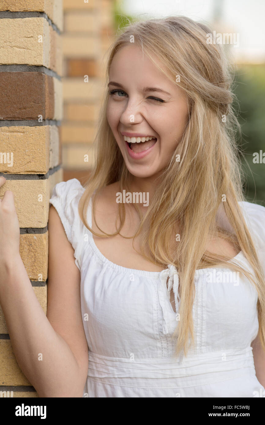 Blinking hi-res stock photography and images - Alamy