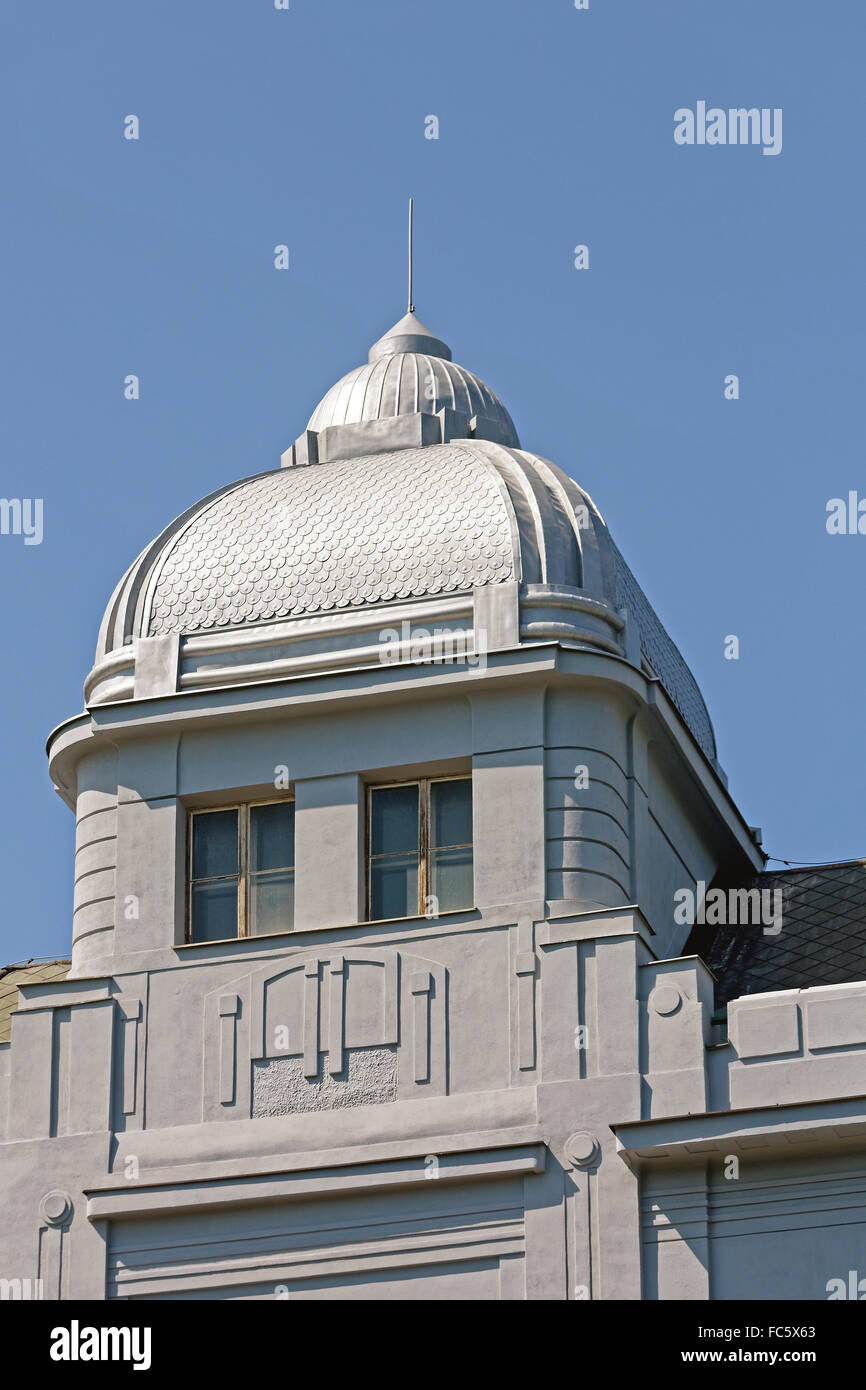 Silver dome roof hi-res stock photography and images - Alamy
