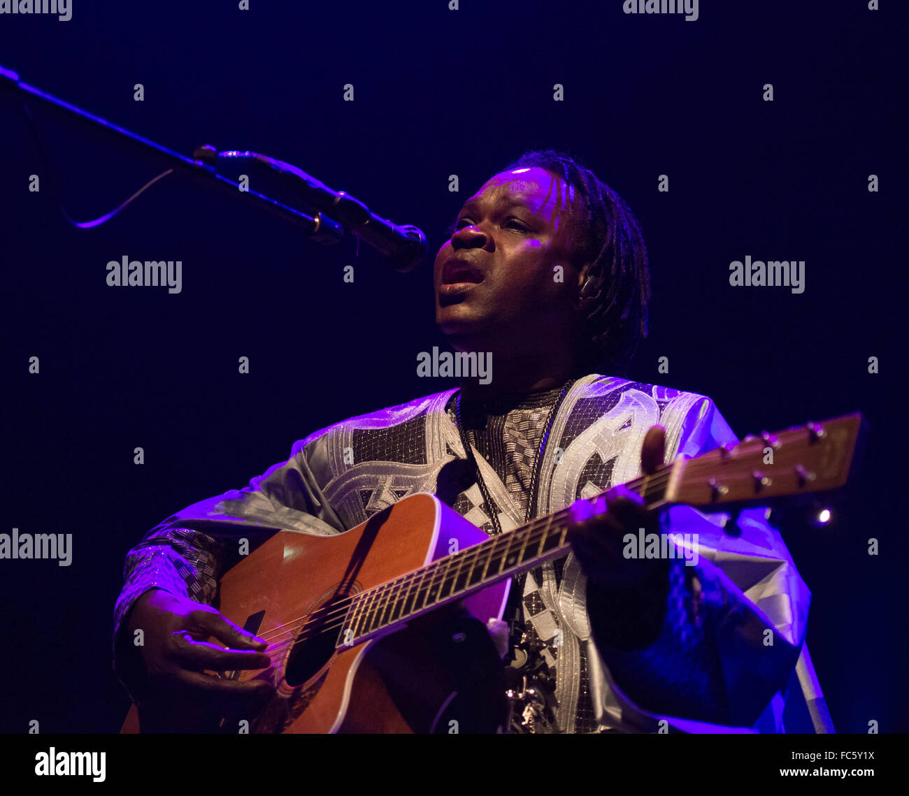 Baaba maal hi-res stock photography and images - Alamy