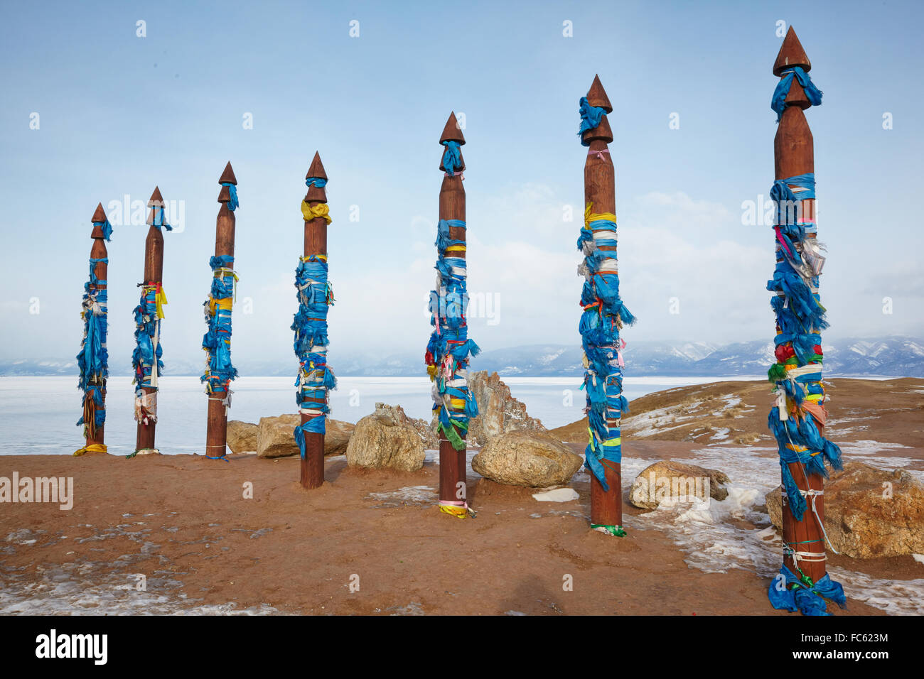 Wooden totems hi-res stock photography and images - Alamy