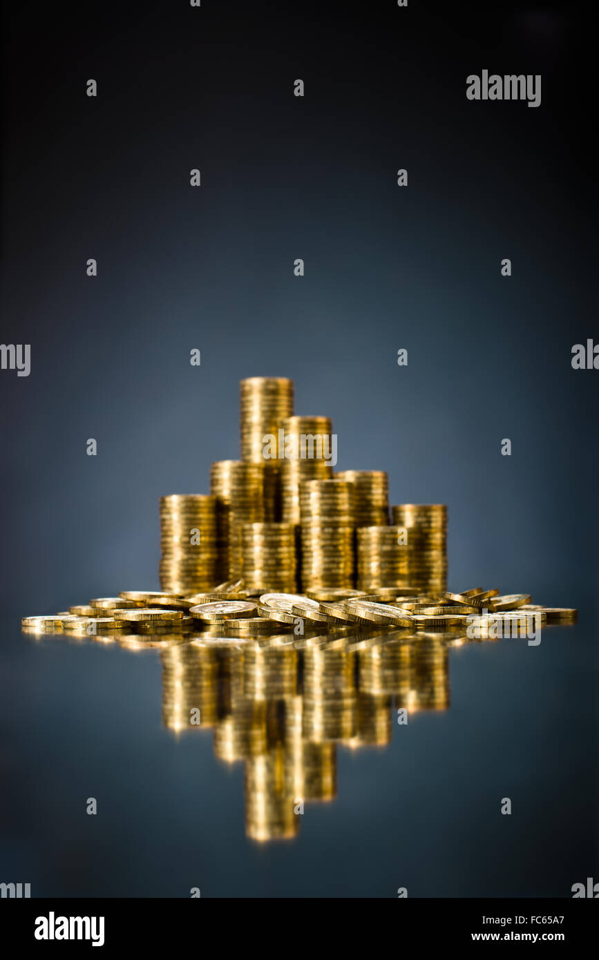 Gold coin store hi-res stock photography and images - Alamy